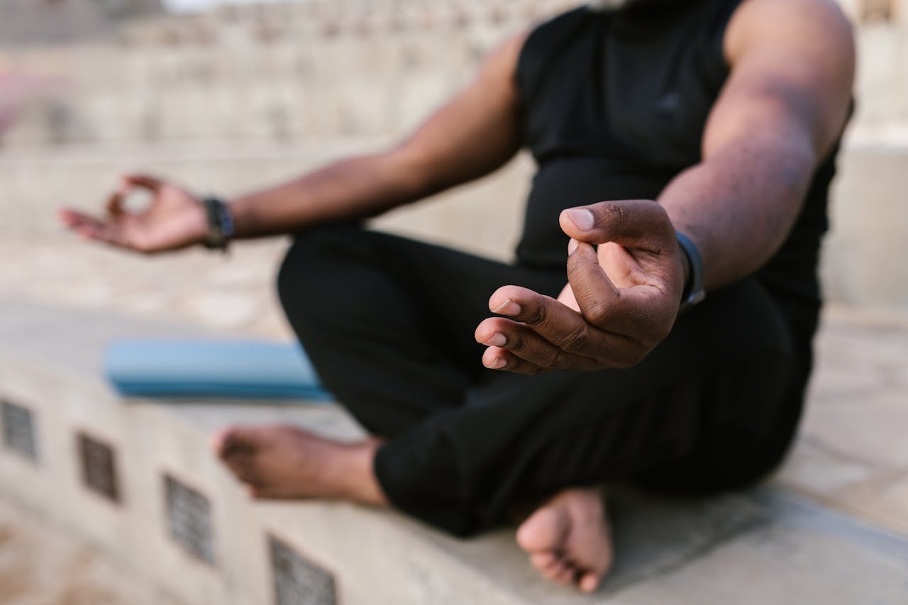 Tiny Lifestyle Tweaks That Help You Feel More Connected to Yourself ...